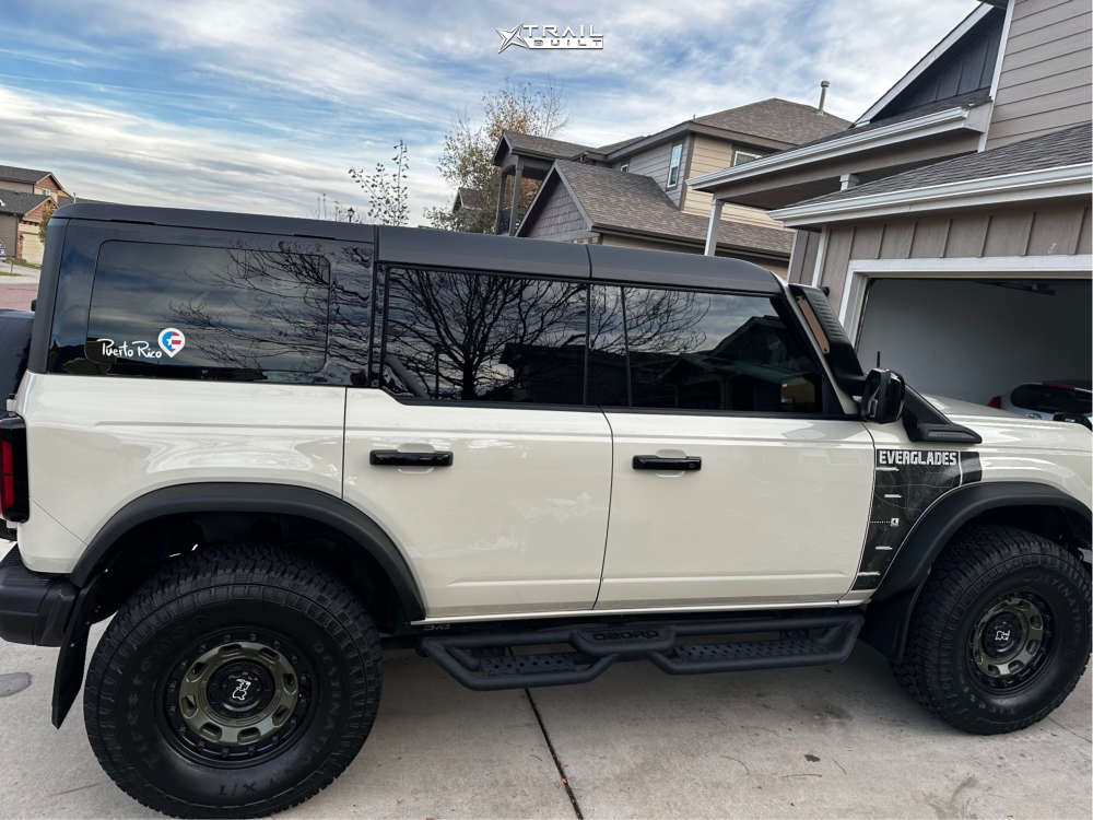 2022 Ford Bronco Wheel Offset Aggressive > 1" Outside Fender Leveling ...