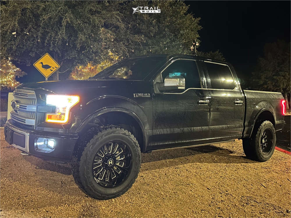 2017 Ford F-150 Wheel Offset Aggressive > 1" Outside Fender Leveling ...