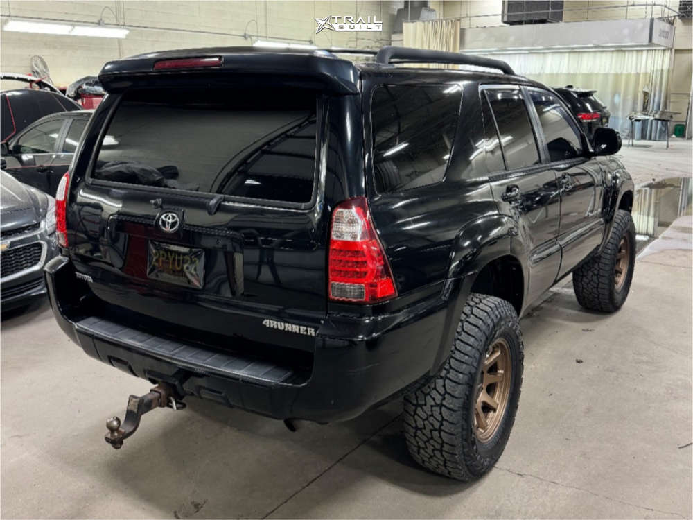 2006 Toyota 4Runner Wheel Offset Slightly Aggressive Suspension Lift 3 ...