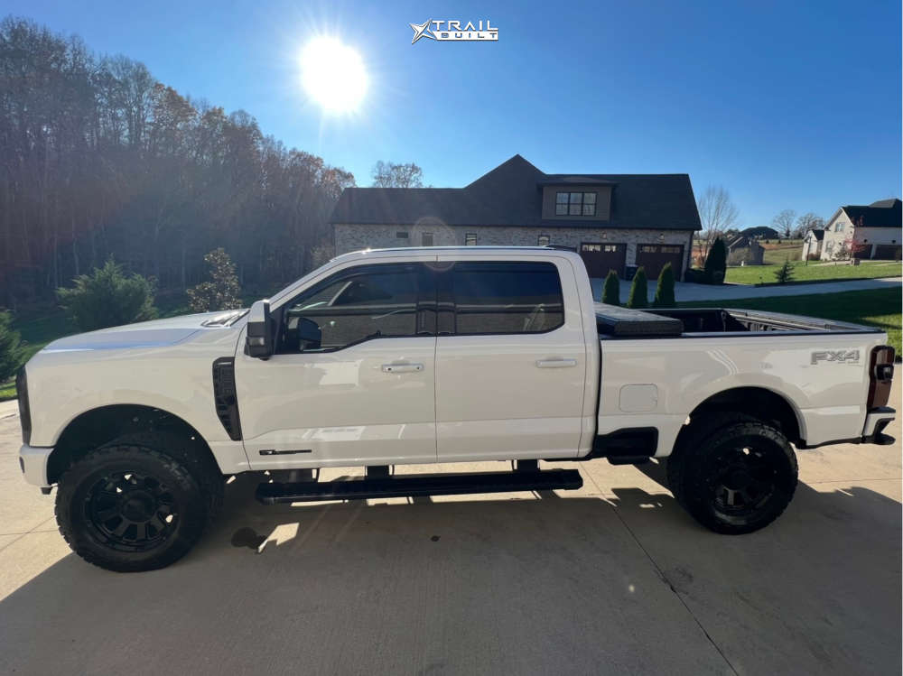 2023 Ford F-250 Super Duty Wheel Offset Aggressive > 1" Outside Fender ...