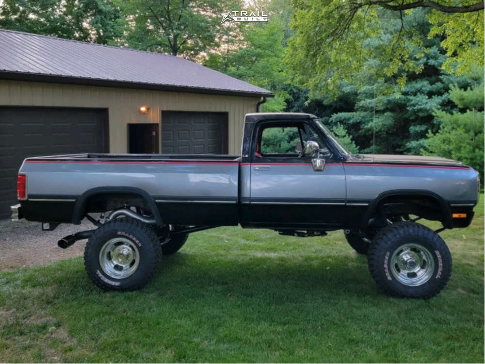 1993 Dodge W250 Wheel Offset Slightly Aggressive Suspension Lift 6 ...