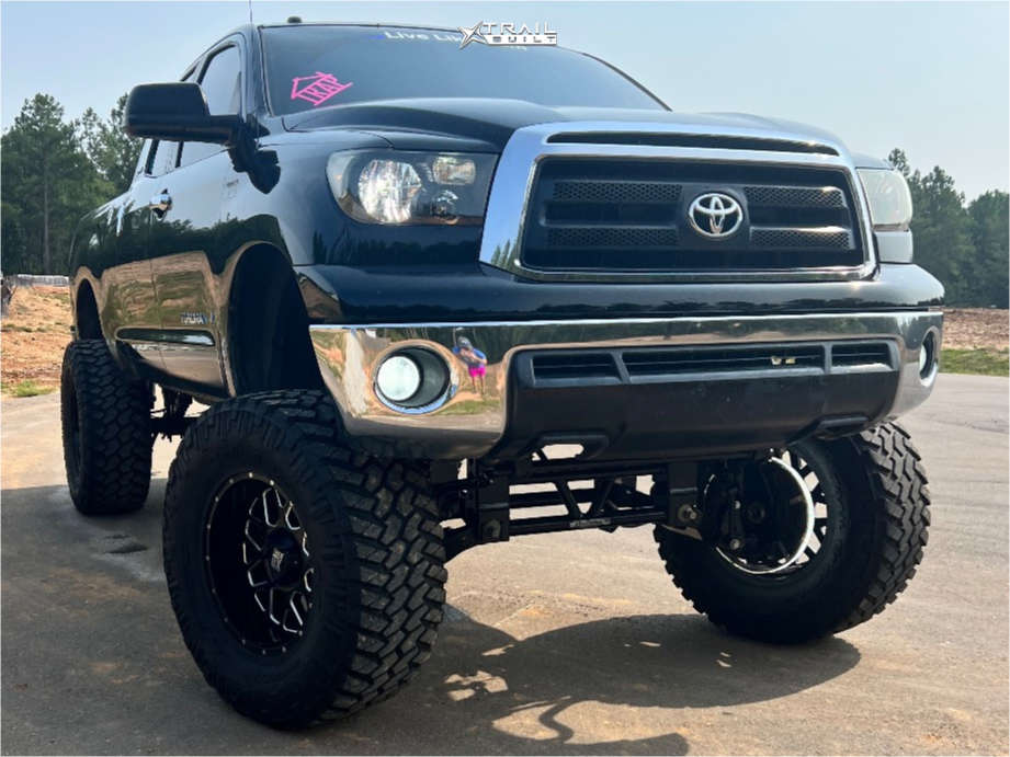 2010 Toyota Tundra Wheel Offset Aggressive > 1" Outside Fender ...