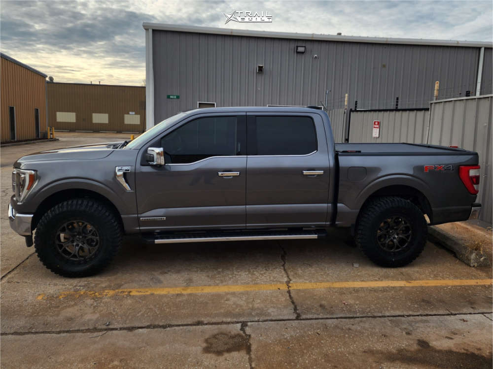 2021 Ford F-150 Wheel Offset Aggressive > 1" Outside Fender Leveling ...