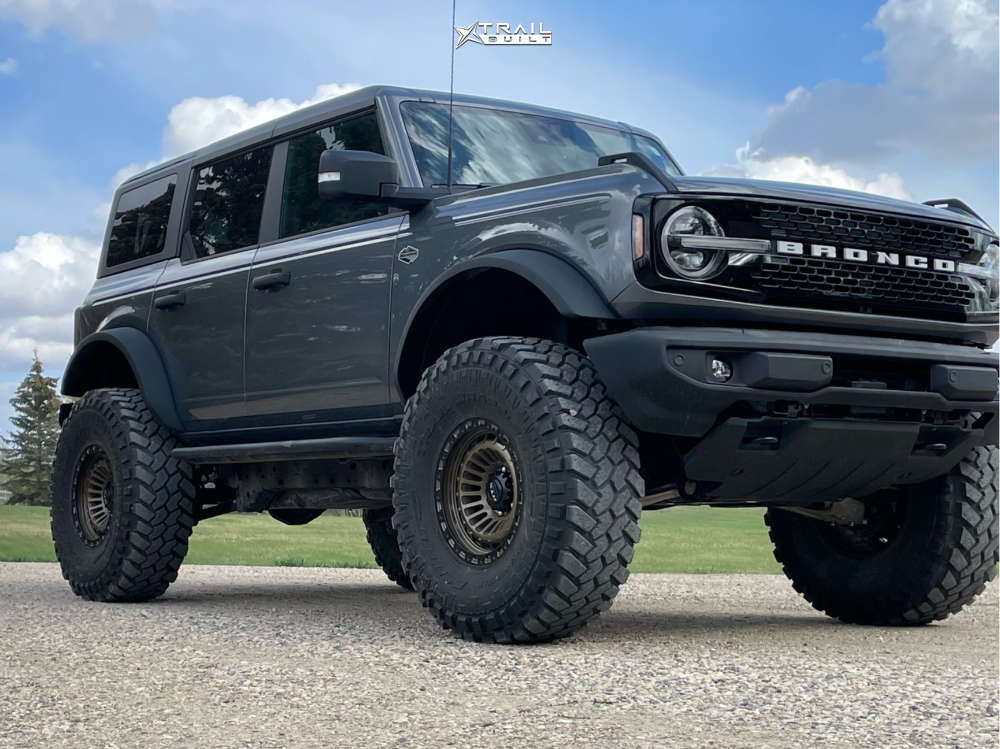 2022 Ford Bronco Wheel Offset Slightly Aggressive Suspension Lift 3 ...