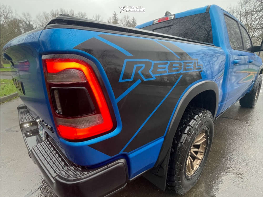 2020 Ram 1500 Wheel Offset Aggressive > 1" Outside Fender Leveling Kit ...