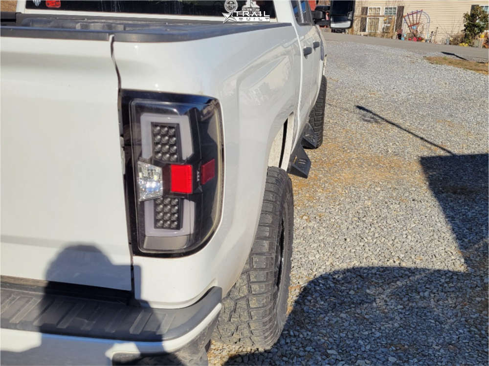 2016 Chevrolet Silverado 1500 Wheel Offset Aggressive > 1" Outside ...