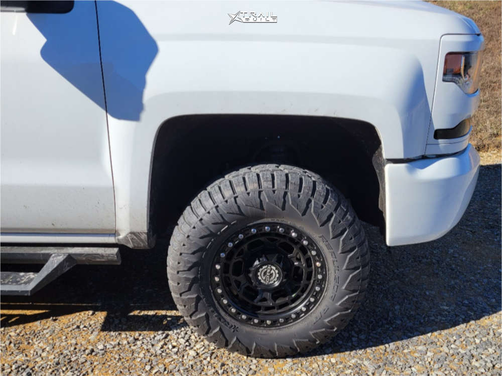 2016 Chevrolet Silverado 1500 Wheel Offset Aggressive > 1" Outside ...