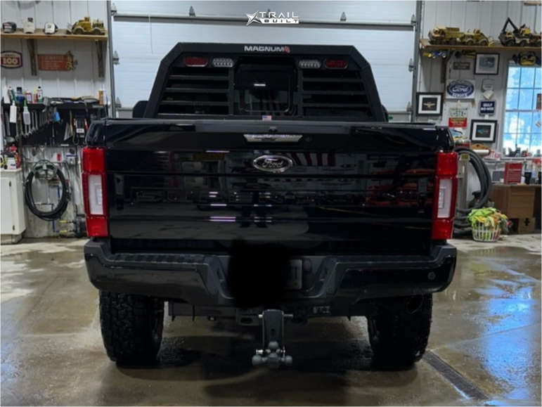 2022 Ford F-250 Super Duty Wheel Offset Aggressive > 1" Outside Fender ...