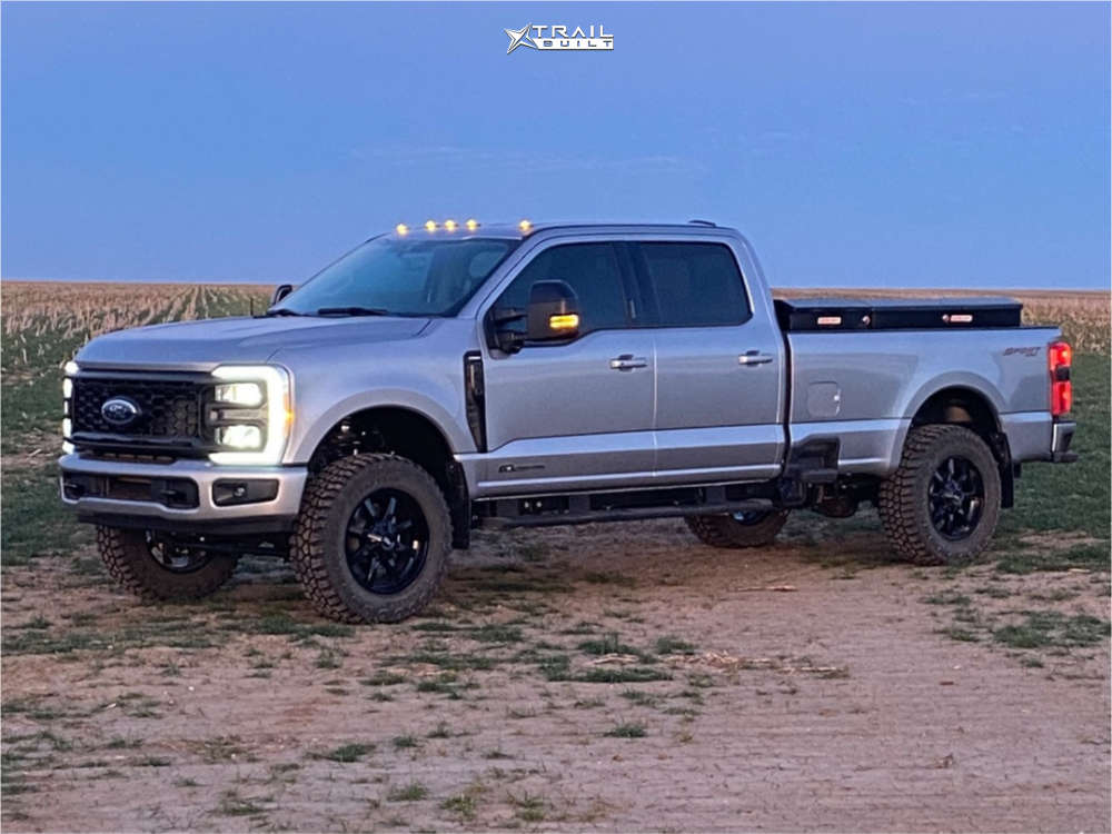 2024 Ford F-350 Super Duty Wheel Offset Aggressive > 1" Outside Fender ...