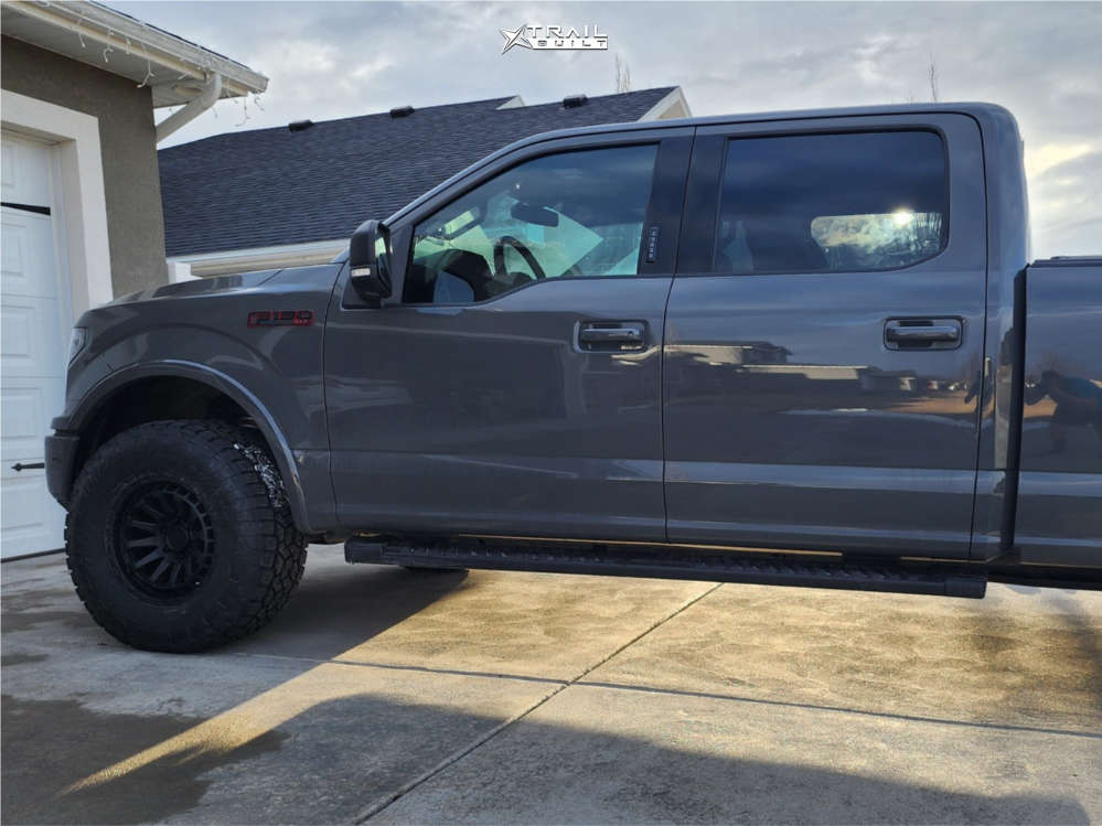 2020 Ford F-150 Wheel Offset Aggressive > 1" Outside Fender Leveling ...