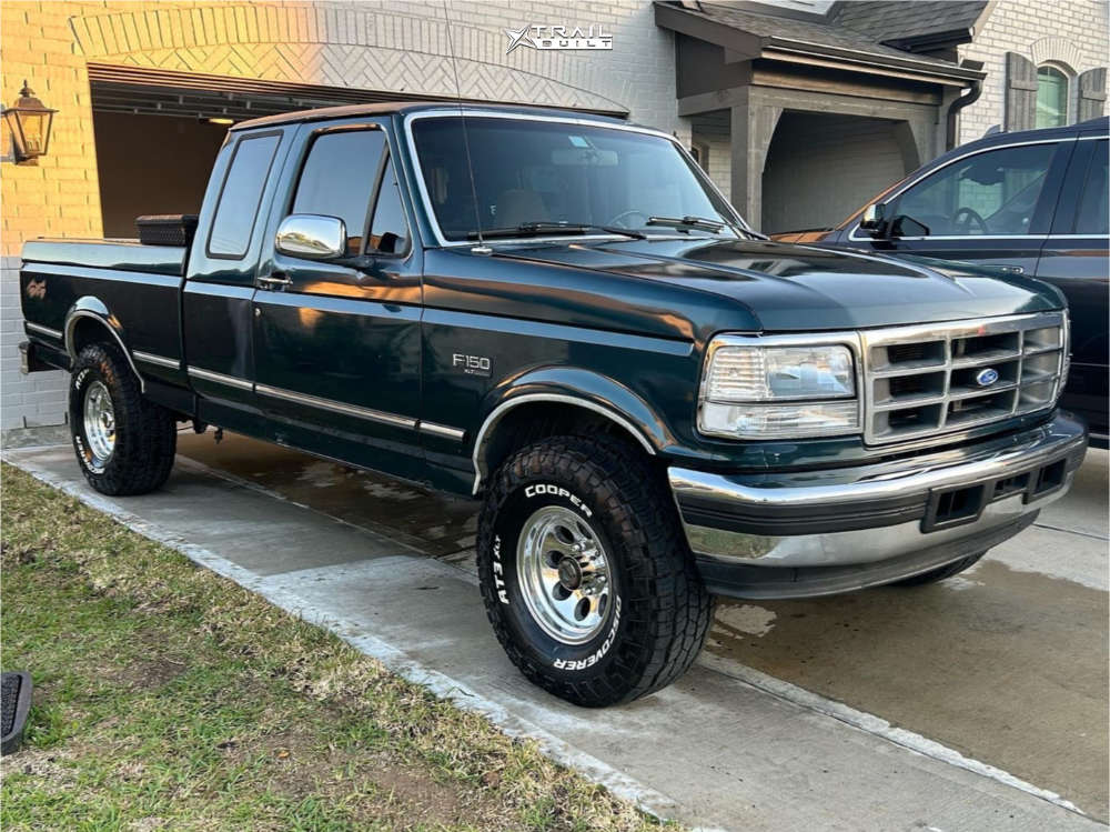 1995 Ford F-150 Wheel Offset Aggressive > 1" Outside Fender Leveling ...