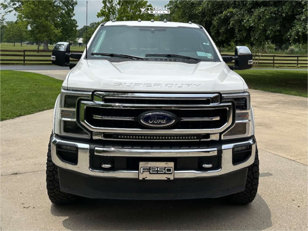 2022 Ford F-250 Super Duty Wheel Offset Slightly Aggressive Leveling ...