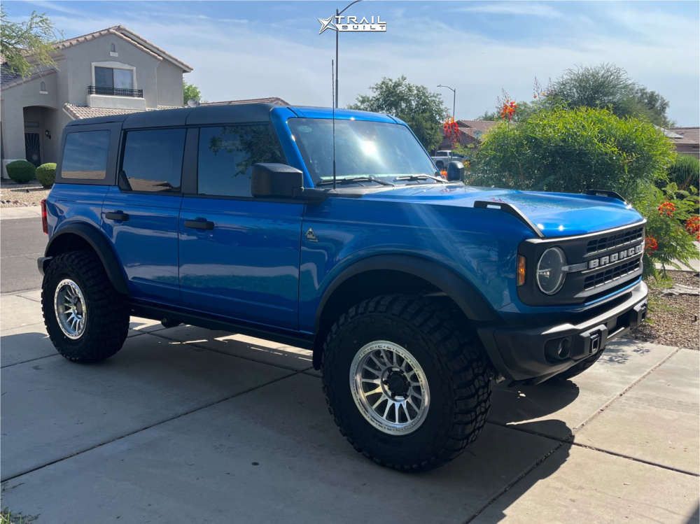 Dark Blue Ford Bronco Wheels