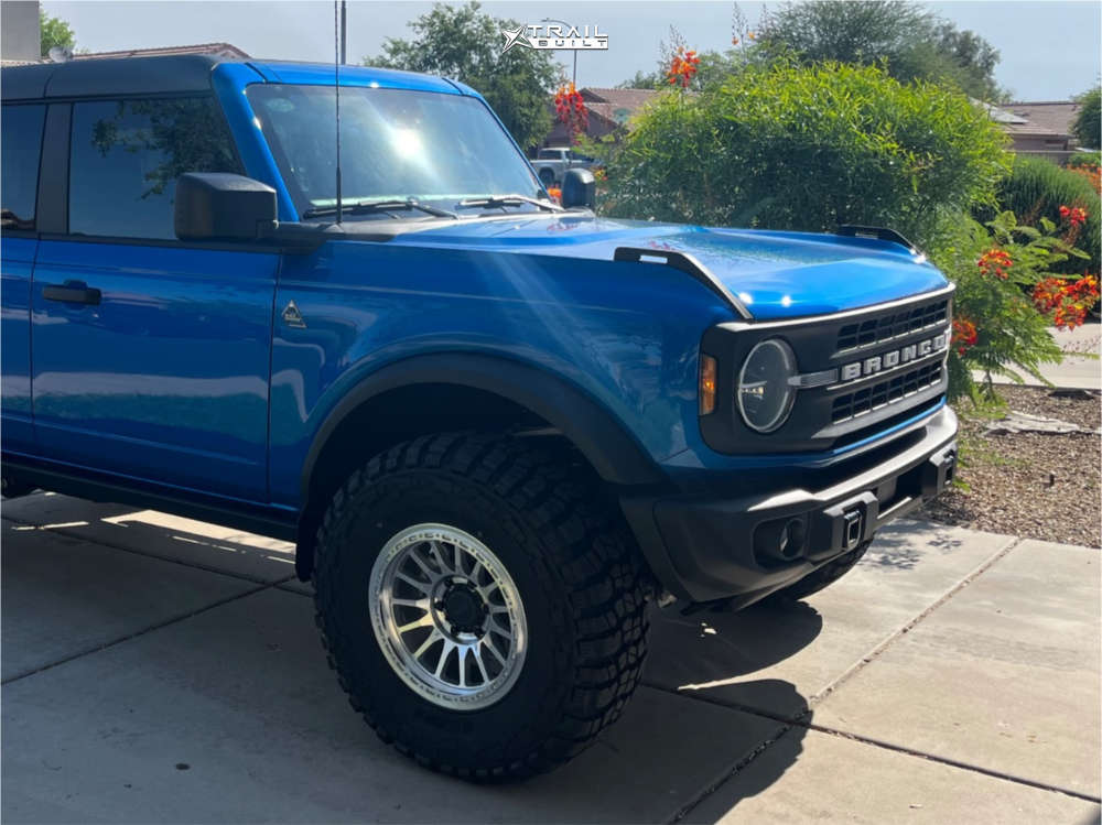 2024 Ford Bronco Wheel Offset Aggressive > 1" Outside Fender Stock ...