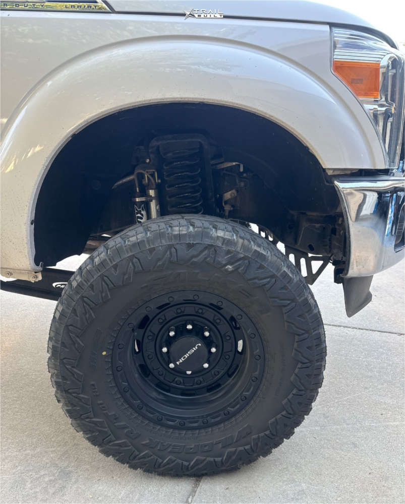 2013 Ford F-350 Super Duty Wheel Offset Aggressive > 1" Outside Fender ...