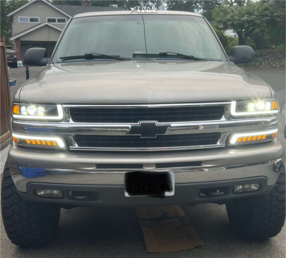 2000 Chevrolet Suburban 2500 Wheel Offset Aggressive > 1" Outside ...