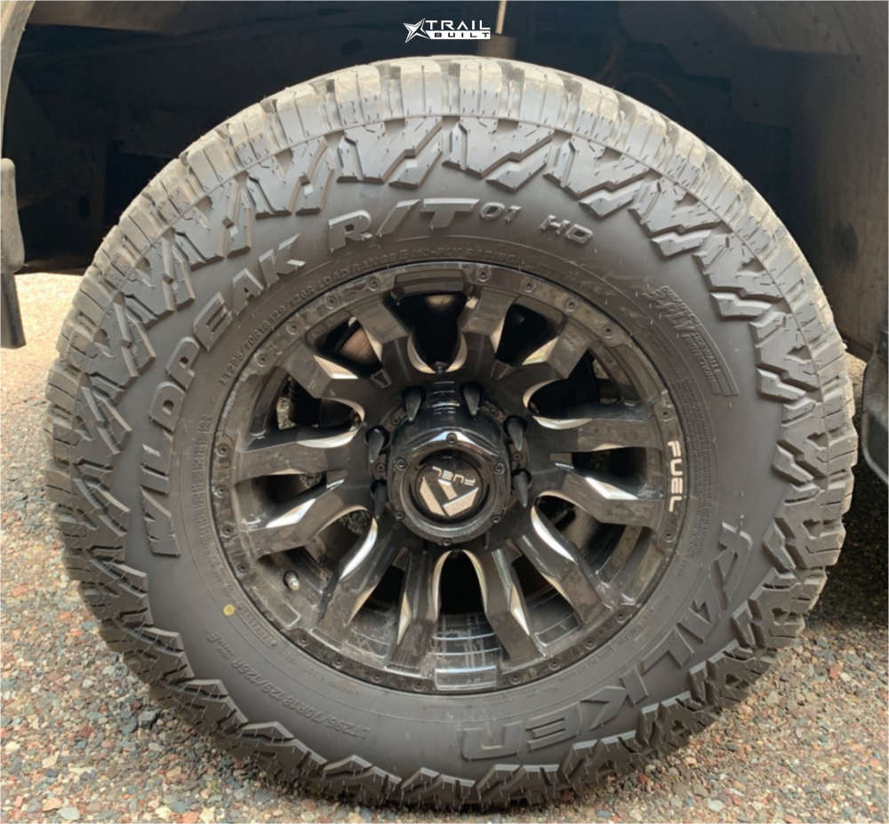 2001 Ford F-250 Super Duty Wheel Offset Aggressive > 1" Outside Fender ...