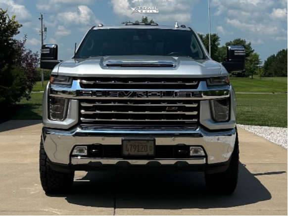 2020 Chevrolet Silverado 3500 HD Wheel Offset Aggressive > 1" Outside ...