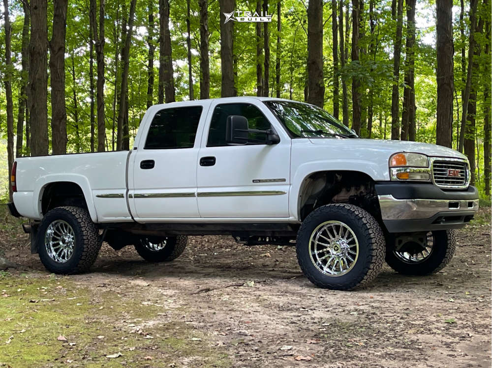 2002 GMC Sierra 2500 HD Wheel Offset Aggressive > 1" Outside Fender ...