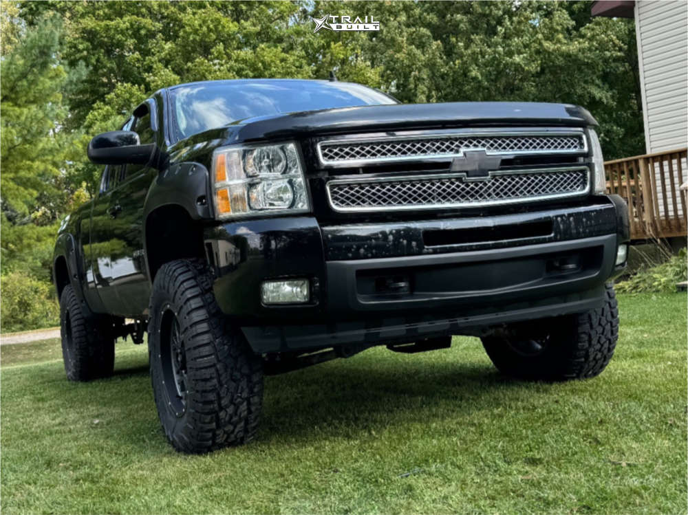 2012 Chevrolet Silverado 1500 Wheel Offset Aggressive > 1" Outside ...