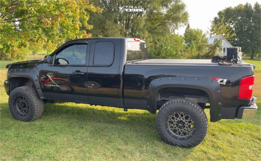 2012 Chevrolet Silverado 1500 Wheel Offset Aggressive > 1" Outside ...
