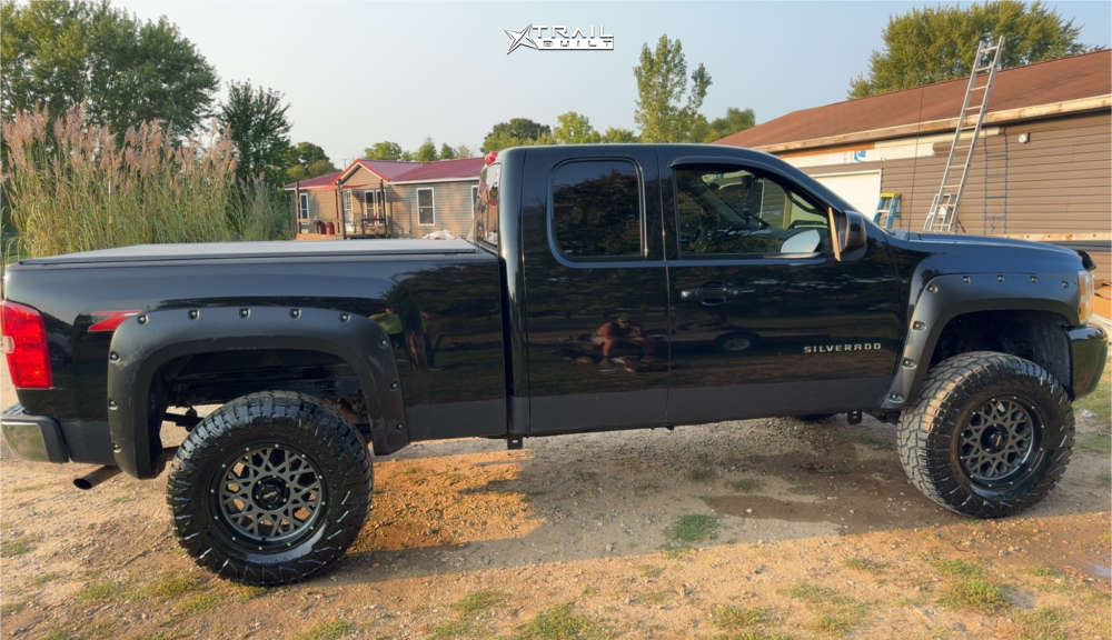 2012 Chevrolet Silverado 1500 Wheel Offset Aggressive > 1" Outside ...