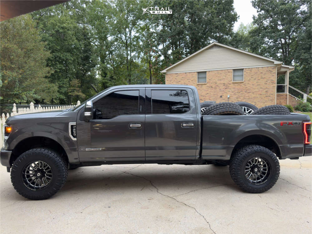 2019 Ford F-250 Super Duty Wheel Offset Aggressive > 1" Outside Fender ...