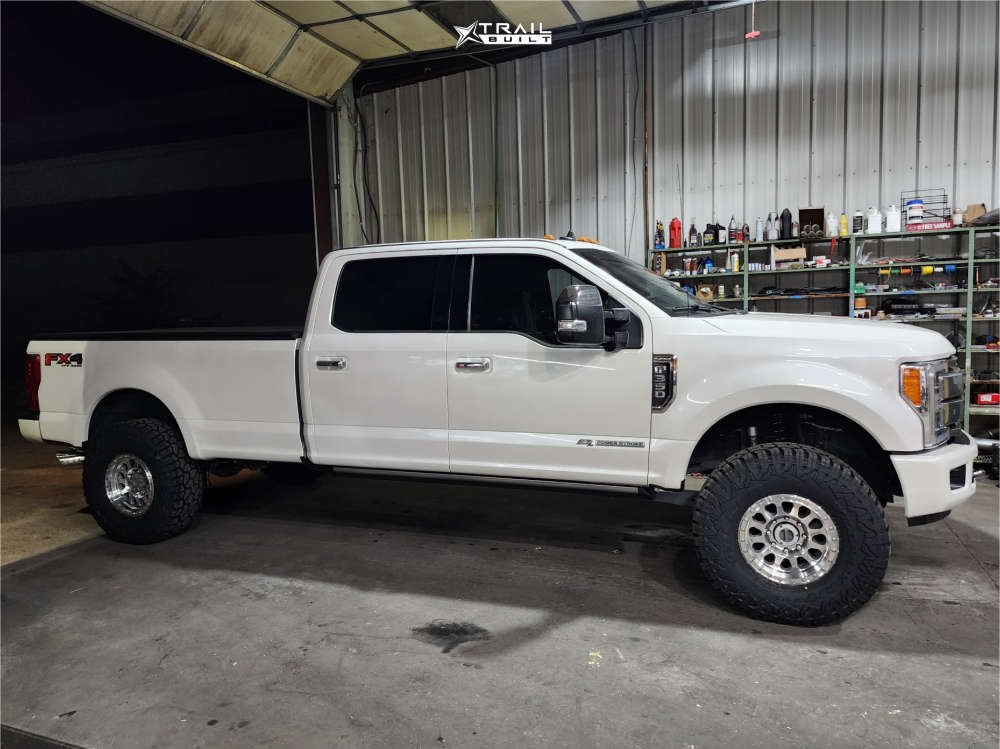 2019 Ford F-350 Super Duty Wheel Offset Aggressive > 1" Outside Fender ...