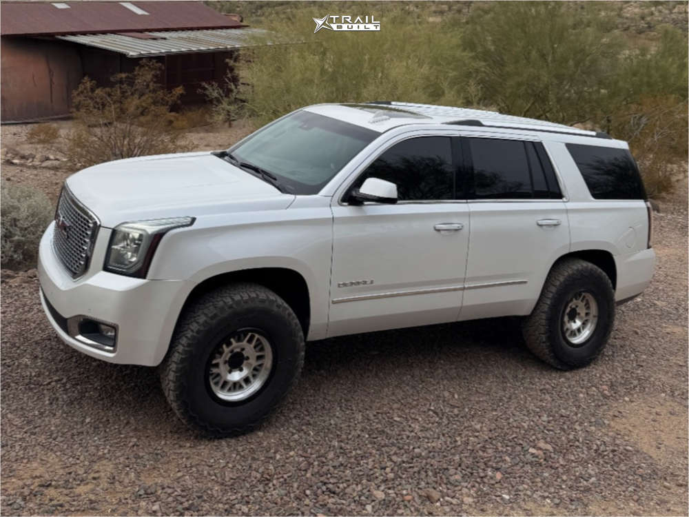 2016 GMC Yukon Wheel Offset Aggressive > 1" Outside Fender Suspension ...