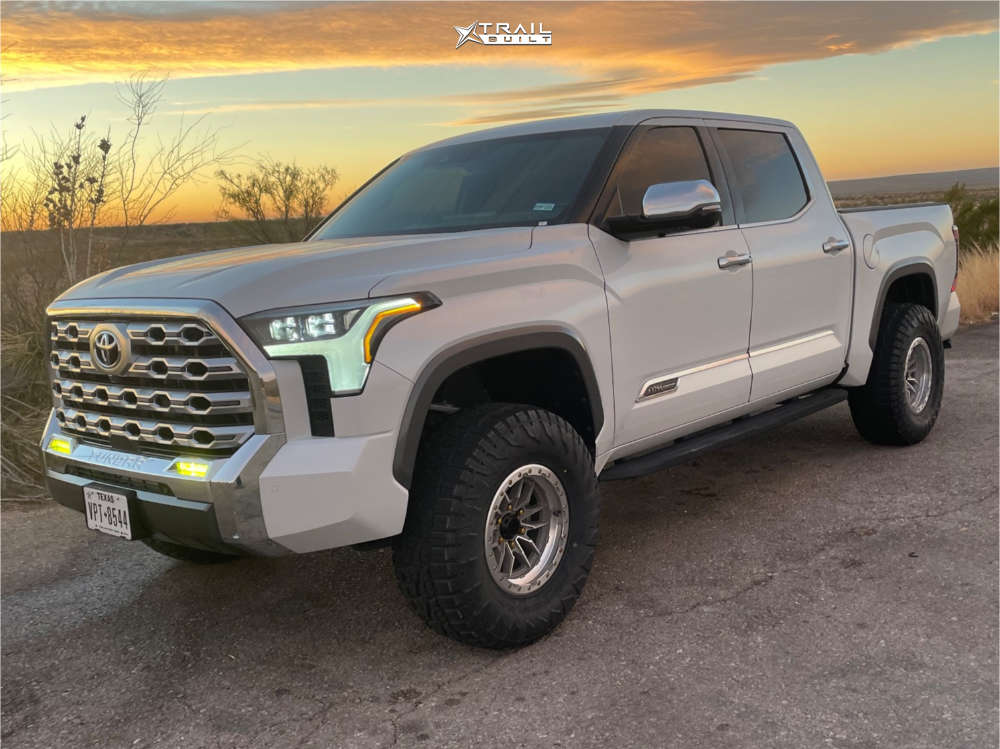 2022 Toyota Tundra Wheel Offset Aggressive > 1" Outside Fender ...
