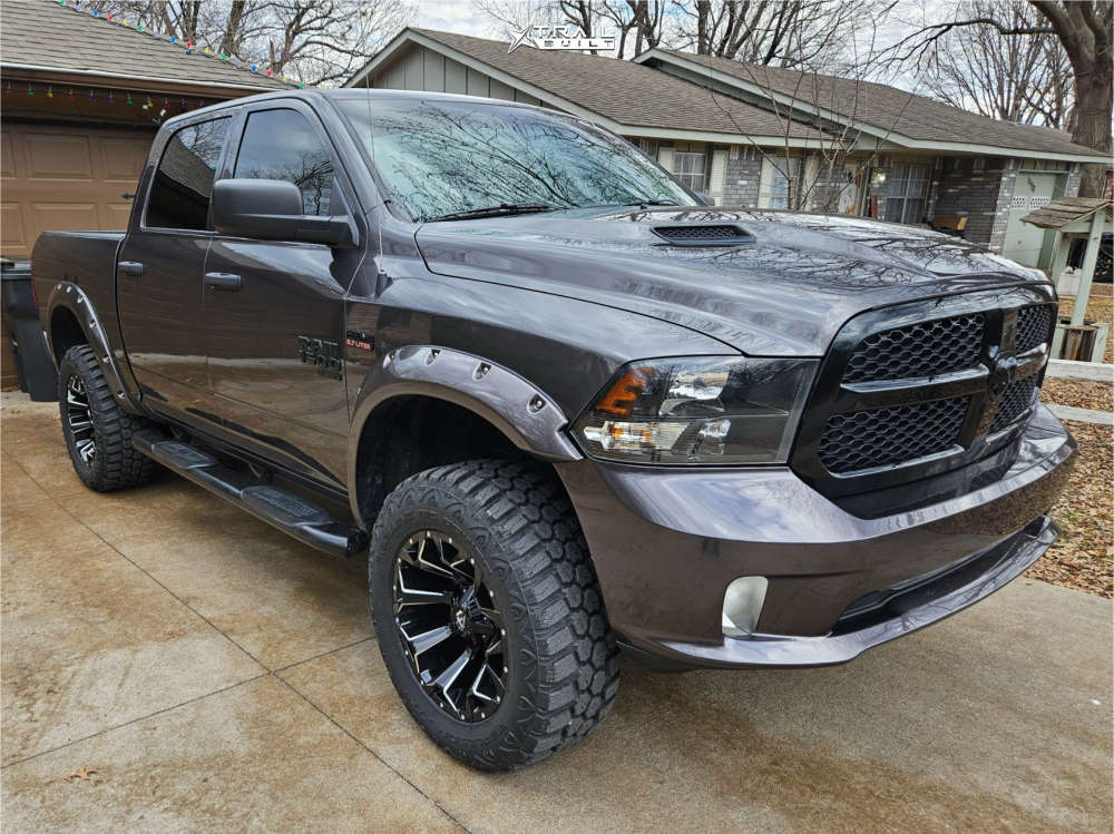 2019 Ram 1500 Classic Wheel Offset Aggressive > 1" Outside Fender ...
