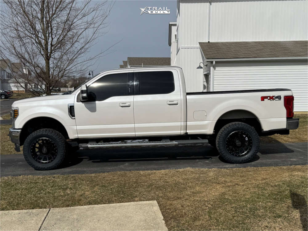 2019 Ford F-250 Super Duty Wheel Offset Aggressive > 1" Outside Fender ...