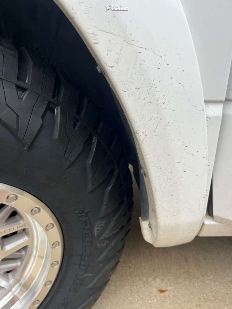 2014 Ram 1500 Wheel Offset Aggressive > 1" Outside Fender Air ...