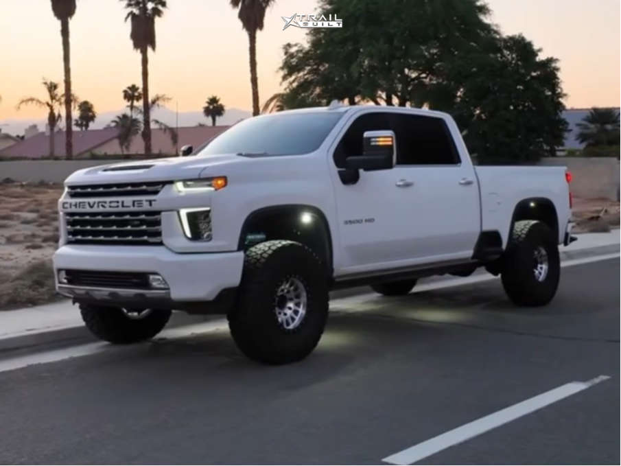 2021 Chevrolet Silverado 3500 HD Wheel Offset Aggressive > 1" Outside ...