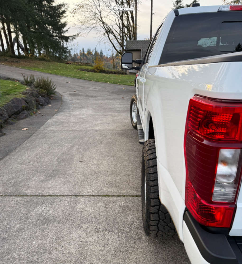 2022 Ford F-250 Super Duty Wheel Offset Slightly Aggressive Leveling ...