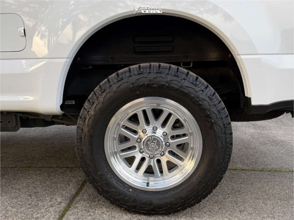 2022 Ford F-250 Super Duty Wheel Offset Slightly Aggressive Leveling ...