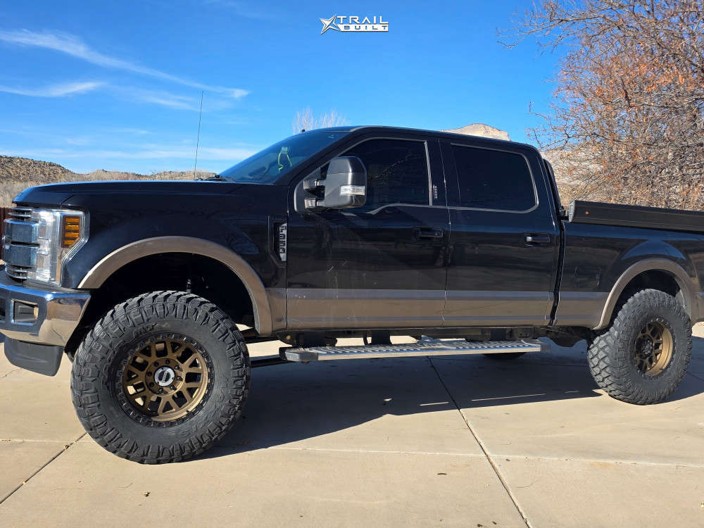 2019 Ford F-350 Super Duty Wheel Offset Aggressive > 1" Outside Fender ...