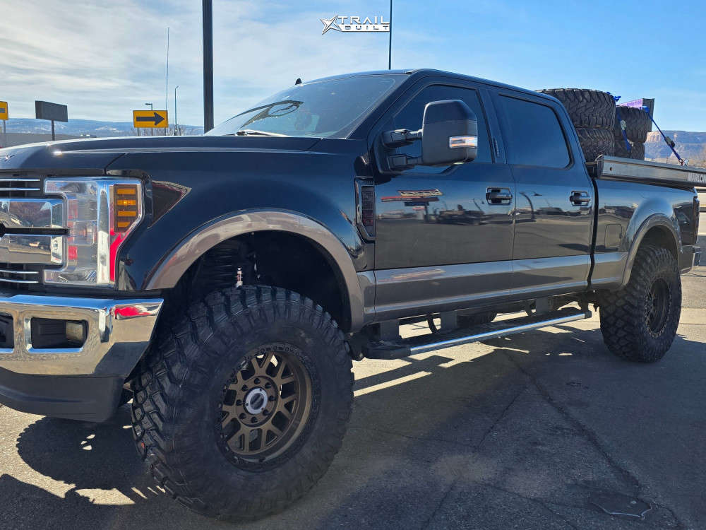 2019 Ford F-350 Super Duty Wheel Offset Aggressive > 1" Outside Fender ...