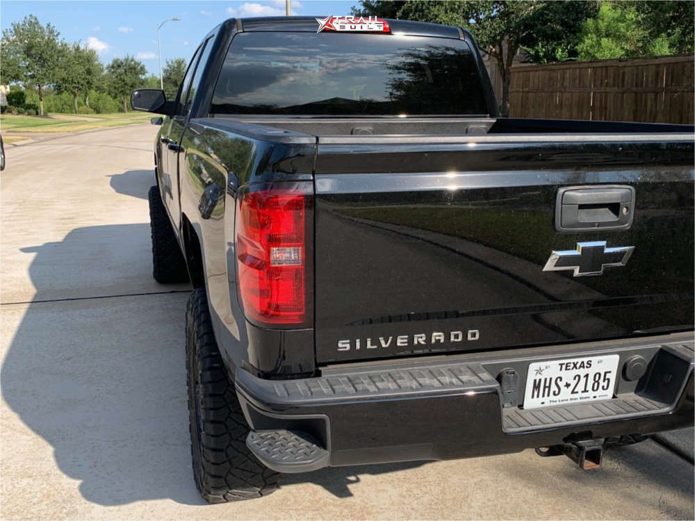 2016 Chevrolet Silverado 1500 Wheel Offset Aggressive > 1" Outside ...