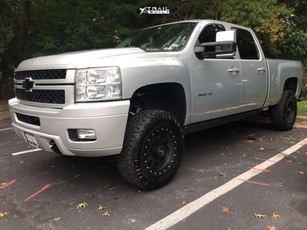 2014 Chevrolet Silverado 2500 HD Wheel Offset Slightly Aggressive ...