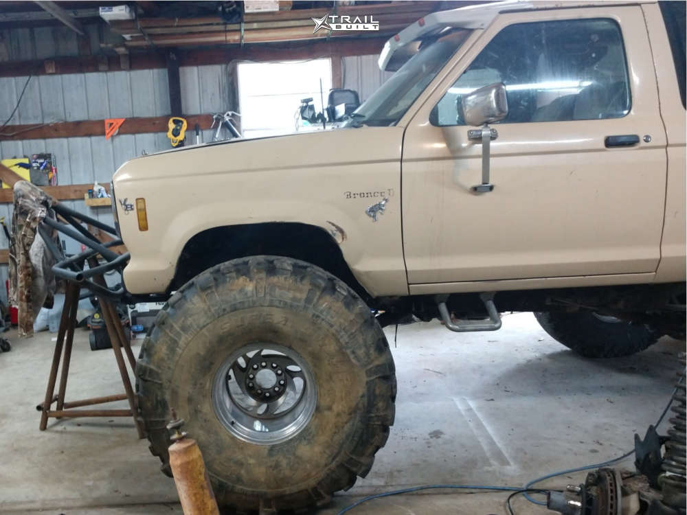 1986 Ford Bronco II Wheel Offset Hella Stance >5" Suspension Lift 6 ...