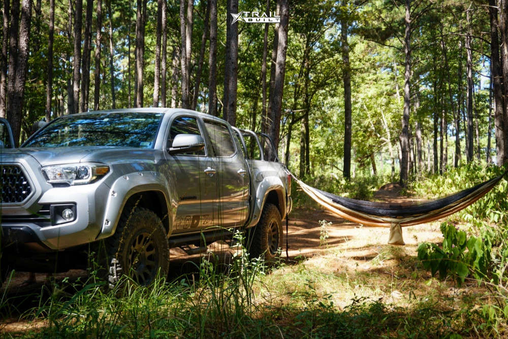 2019 Toyota Tacoma Wheel Offset Slightly Aggressive Leveling Kit ...