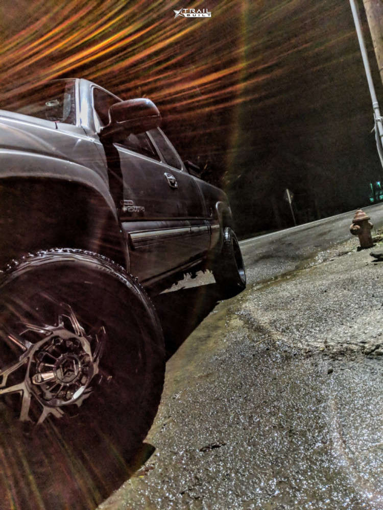 2002 Chevrolet Silverado 2500 HD Wheel Offset Aggressive > 1" Outside ...