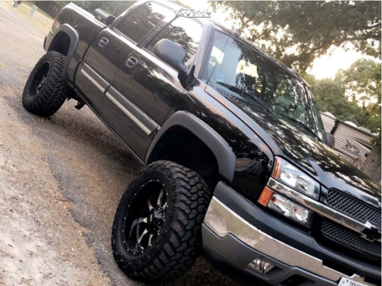 2005 Chevrolet Silverado 1500 Wheel Offset Aggressive > 1" Outside ...