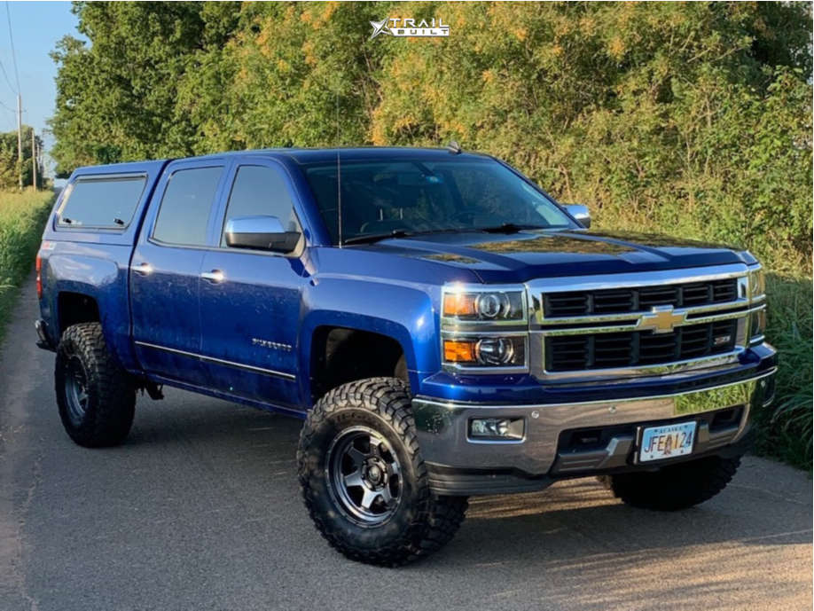 2014 Chevrolet Silverado 1500 Wheel Offset Slightly Aggressive Suspension Lift 4" | 805205 ...