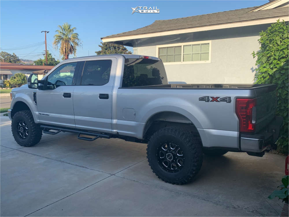 2017 Ford F-250 Super Duty Wheel Offset Aggressive > 1" Outside Fender ...
