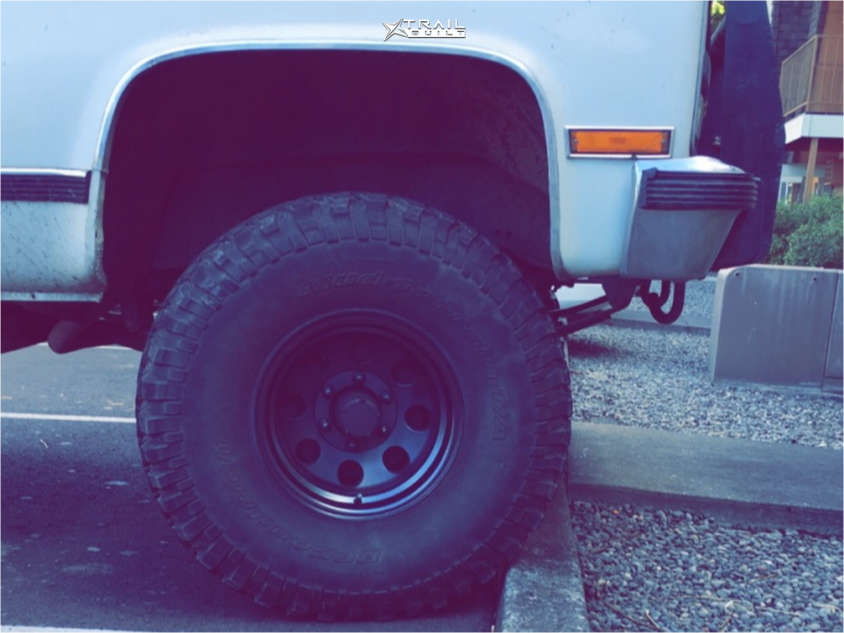 1991 Chevrolet K1500 Wheel Offset Slightly Aggressive Suspension Lift 6 ...