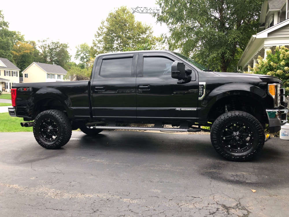 2017 Ford F-250 Super Duty Wheel Offset Aggressive > 1" Outside Fender ...