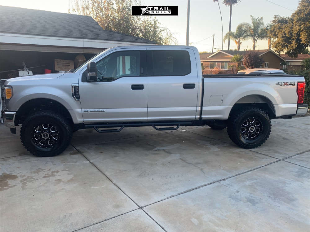 2017 Ford F-250 Super Duty Wheel Offset Aggressive > 1" Outside Fender ...
