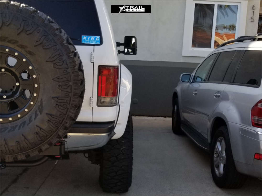 2002 Ford Excursion Wheel Offset Hella Stance >5" Suspension Lift 8 ...